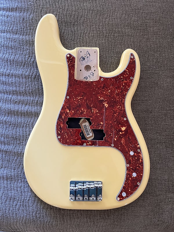 Fender Player Precision Bass Body w Bridge and 2 Pickguards | Reverb