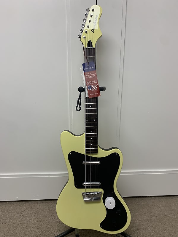 Danelectro '67 Dano Electric Guitar - Yellow - Floor Model | Reverb