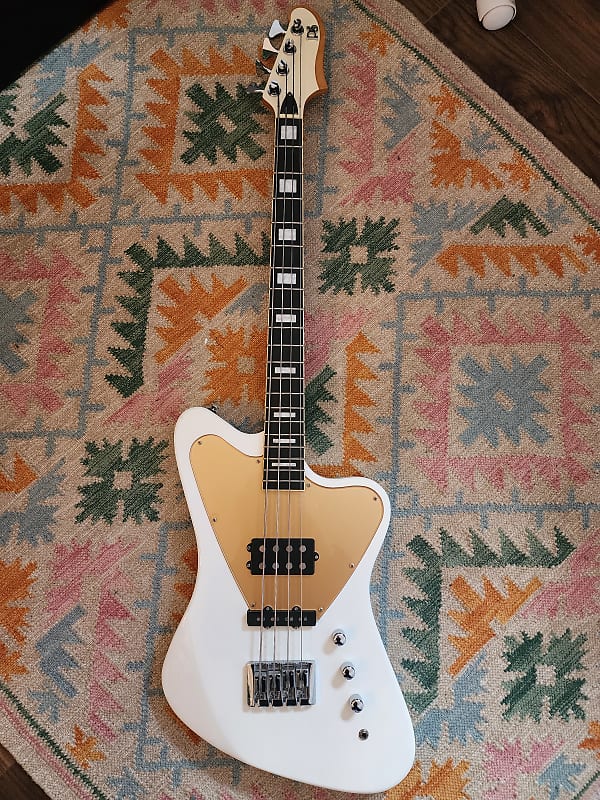 Pure Salem Cardinal (Non-reverse Thunderbird) Bass guitar | Reverb