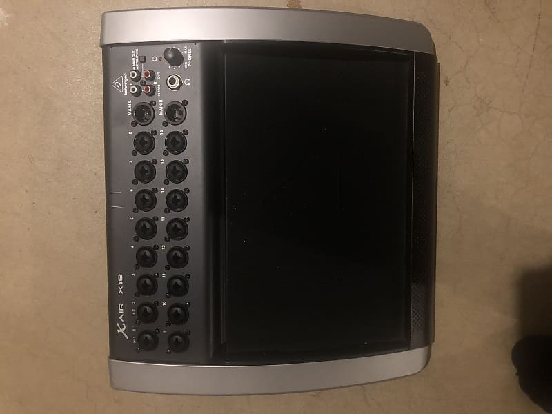 Behringer X18 18-Channel 12-Bus Digital Mixer for Tablets | Reverb UK