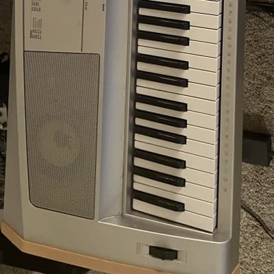 Yamaha DGX 505 full 88 key keyboard | Reverb