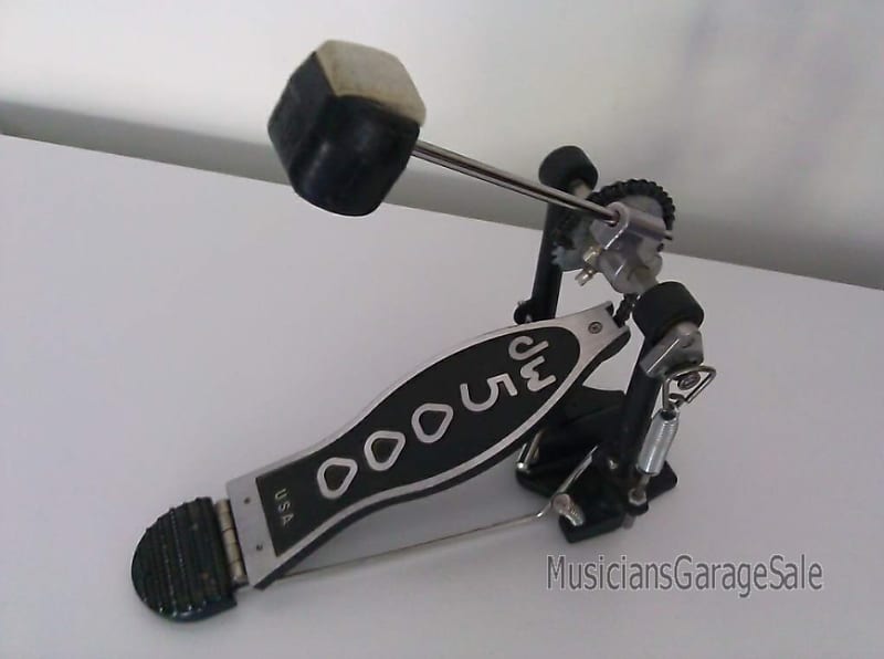 DW Kick Drum Pedal : DW 5000 Bass Drum Pedal : Drum Workshop | Reverb