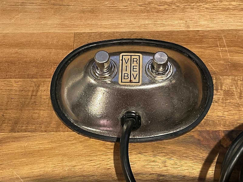 Fender 2-Button Footswitch (vintage silverface 1960s/70s) | Reverb