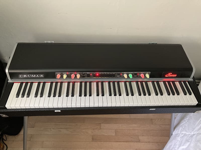 Crumar Seven Black | Reverb