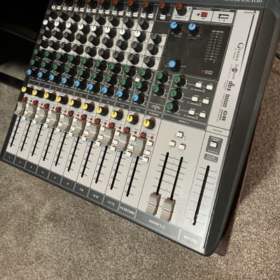 Soundcraft Signature 10 10-Input Mixer with Effects | Reverb