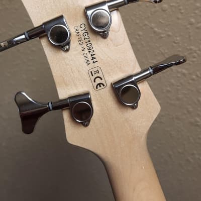 2021 Gretsch G2220 Electromatic® Junior Jet™ Bass II | Reverb