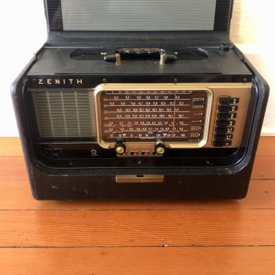 Zenith Radio 1955 Model G730E. | Reverb