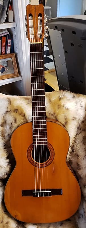Yairi Gakki Model 300 Classical Natural Acoustic Guitar | Reverb