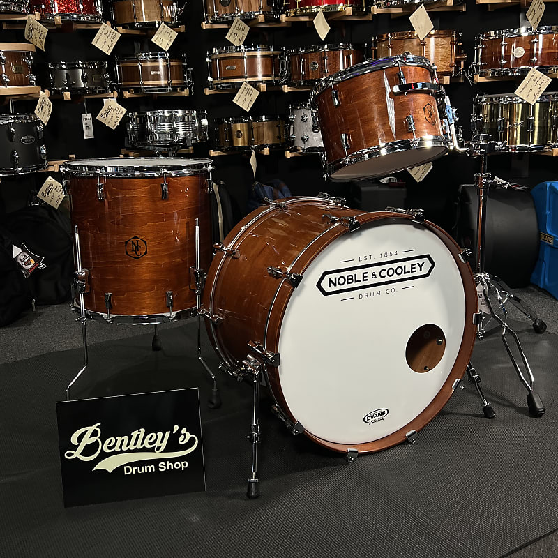 Noble & Cooley Horizon Series 13/16/22" Maple/Mahogany Drum | Reverb