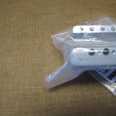 Fender Stratocaster Bridge Narrow String Spacing-Unopened | Reverb