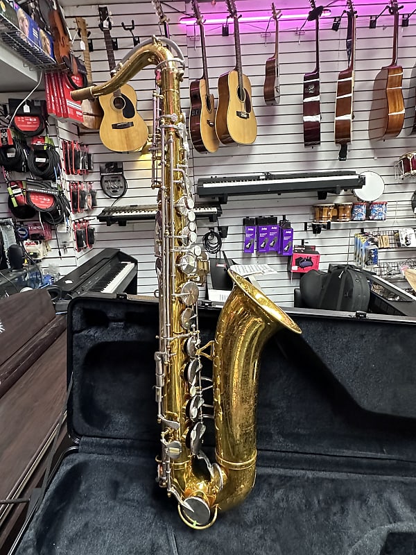 Cleveland Tenor Saxophone / 507447 | Reverb