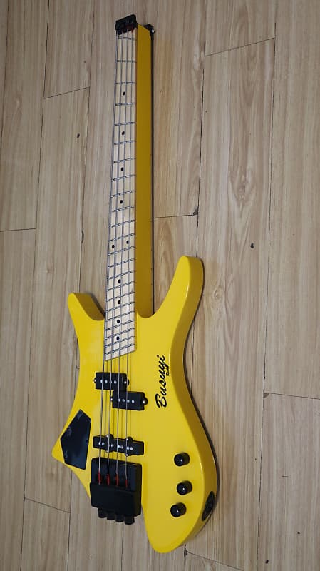 4 String Short Scale Bass / 6 String Lead Headless | Reverb Canada