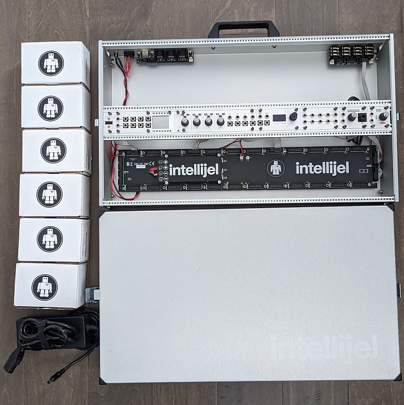 Intellijel 7U 104HP Performance Case + Module Bundle | Reverb