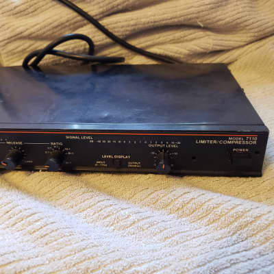 JBL UREI 7110 Limiter/Compressor | Reverb