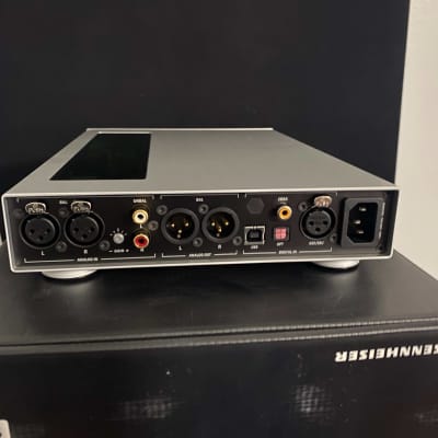 Sennheiser HDVD 800 Headphone Amplifier | Reverb