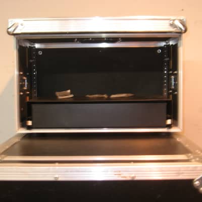 Grundorf T8 Wireless Rack 8U. With Wireless Mic Storage | Reverb