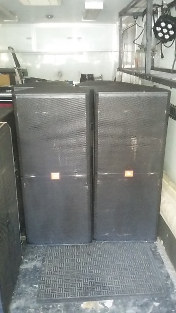 JBL SRX 725 | Reverb