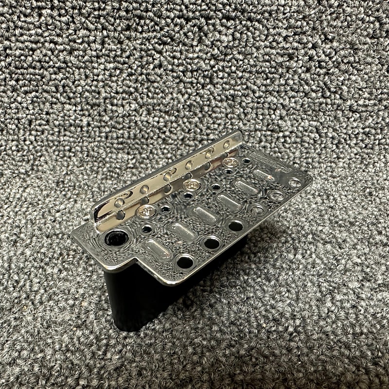 Wilkinson Stratocaster Bridge Plate with Trem Block | Reverb