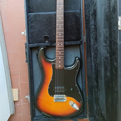 Fender Stratocaster 2000 Sunburst | Reverb