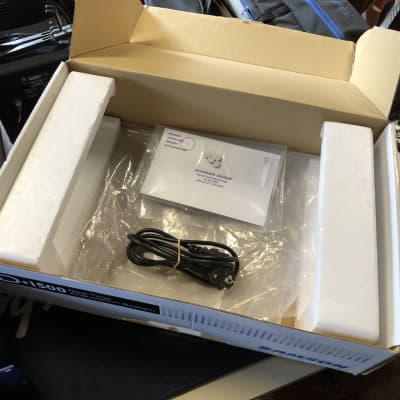 Samson D-1500 + D-2500 RTA / Spectrum Analyzer / EQ et | Reverb France