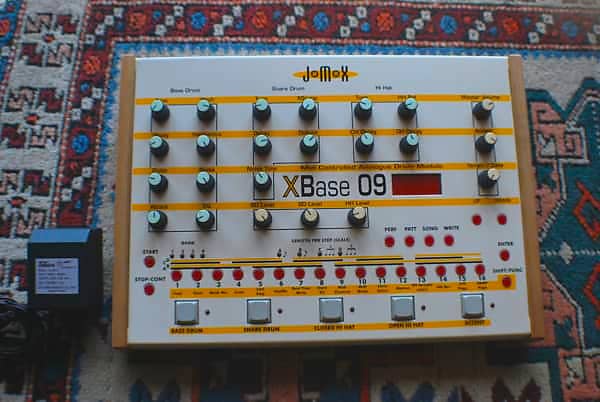 Jomox XBase 09 Analog Drum machine | Reverb
