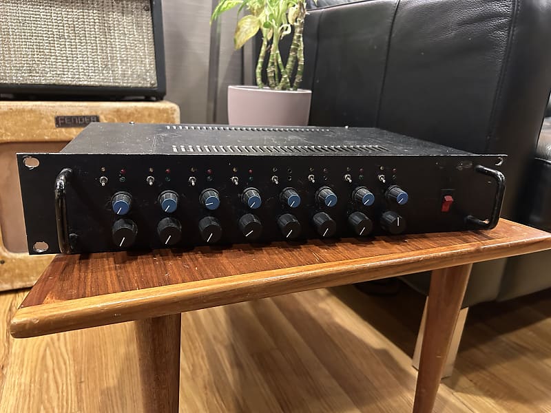 Custom Built 8-channel tube microphone preamp | Reverb