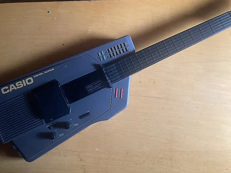 Casio DG-7 Digital Guitar Synthesizer | Reverb