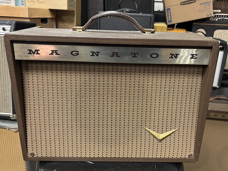 Vintage Magnatone 210 1959 1X8” Tube Amp Vibrato | Reverb