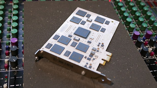 Universal Audio UAD-2 Octo Core PCIe Card (1 of 2) | Reverb