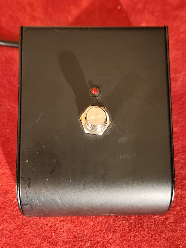 Friedman Single-Button Foot Switch Black | Reverb
