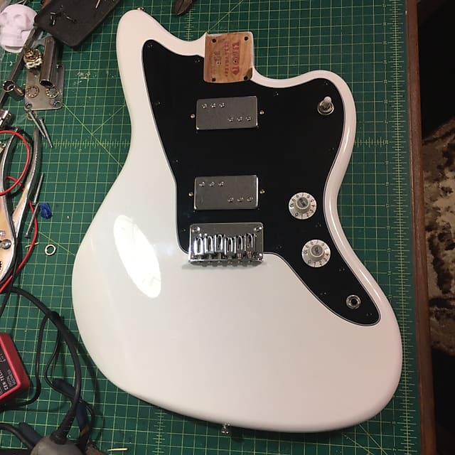 Squier Affinity Jazzmaster loaded body | Reverb
