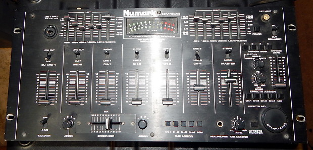 Numark DM1675 mixer preamplifier sampler | Reverb
