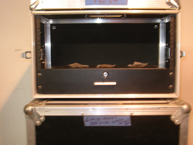 Grundorf T8 Wireless Rack 8U. With Wireless Mic Storage | Reverb