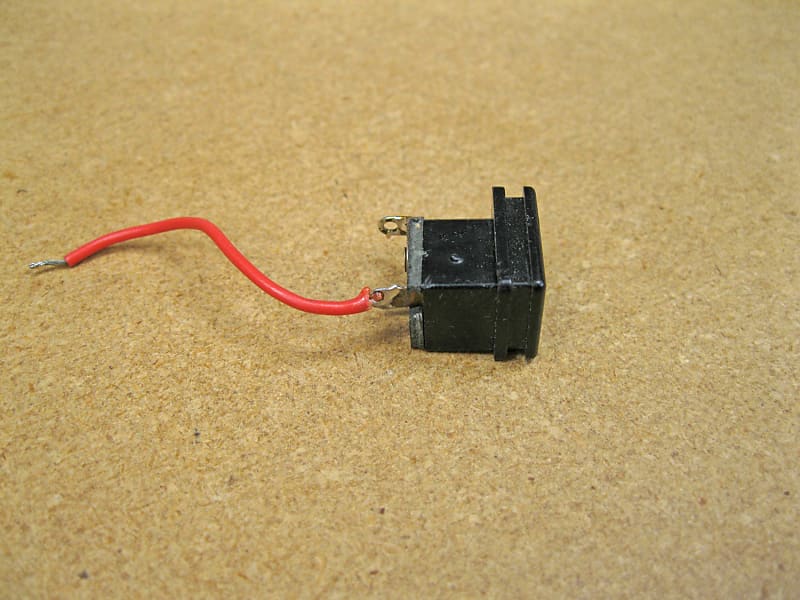 Boss Vintage DC Inlet | Reverb