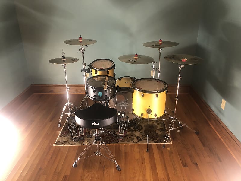 SJC Pathfinder Present - Yellow/Black | Reverb