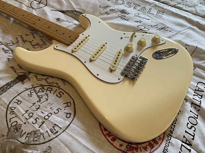 2019 Fender Jimi Hendrix Stratocaster Super Clean and Plays | Reverb