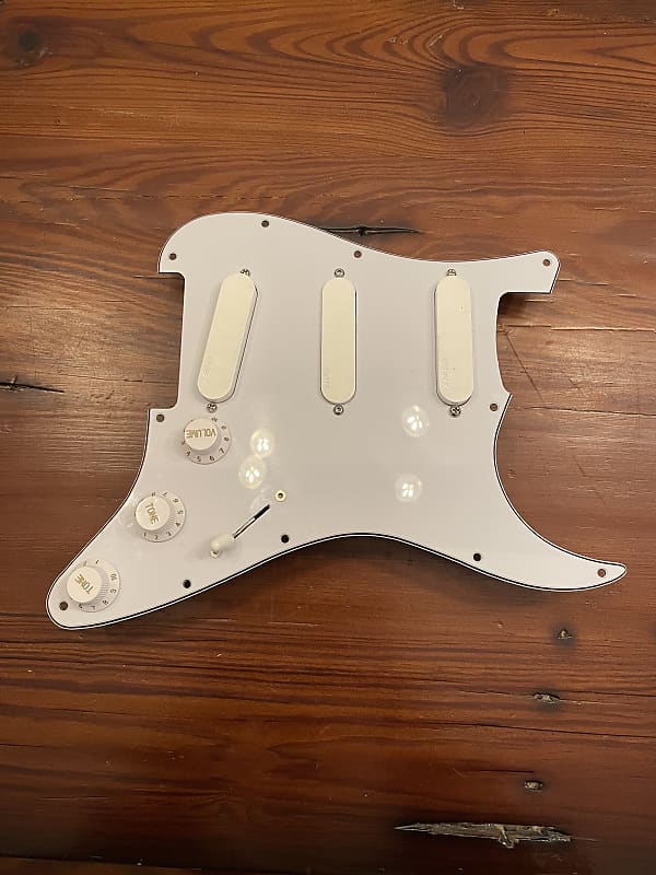 EMG S SX Active loaded Stratocaster pickguard - SPC White | Reverb
