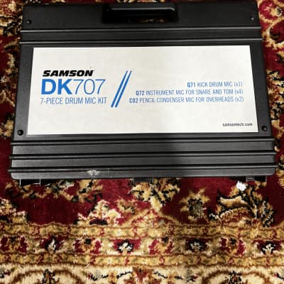 Anchor Audio UHF 6400 Wireless Mic, Receiver andTransmitter | Reverb