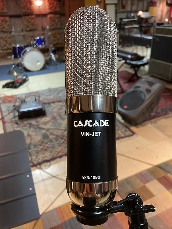 Cascade Vin-Jet ribbon microphone | Reverb
