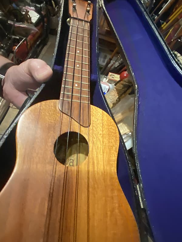 Kamaka Ukulele Labels at Emma Wilhelm blog