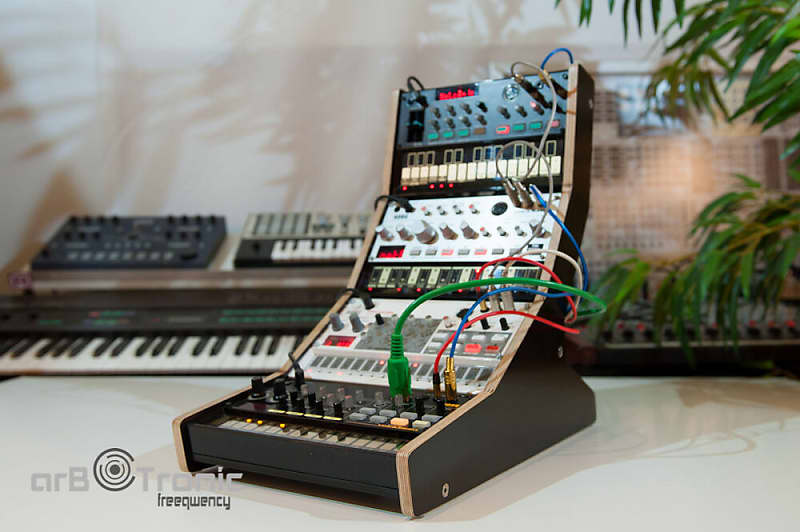 Korg Volca Stand Quadro Desktop Stand Rack DC | Reverb