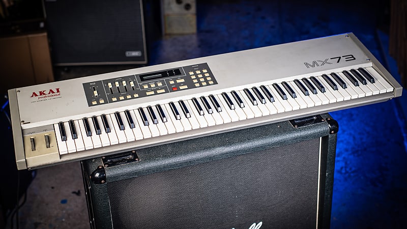 Akai MX73 Midi Master Keyboard 1980s - White | Reverb