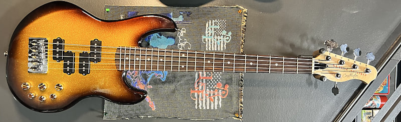 Alien Audio 30" scale 5 string Constellation 30" scale | Reverb