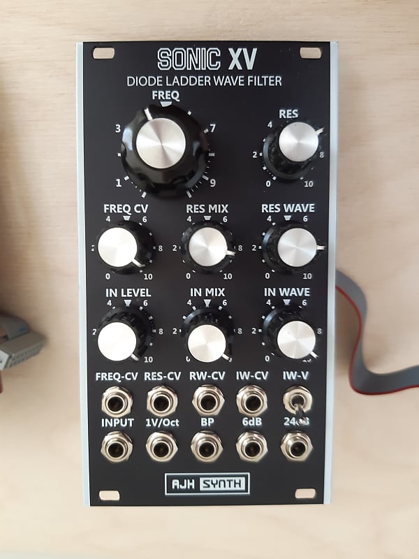 AJH Synth Sonic XV 2019 - Black | Reverb