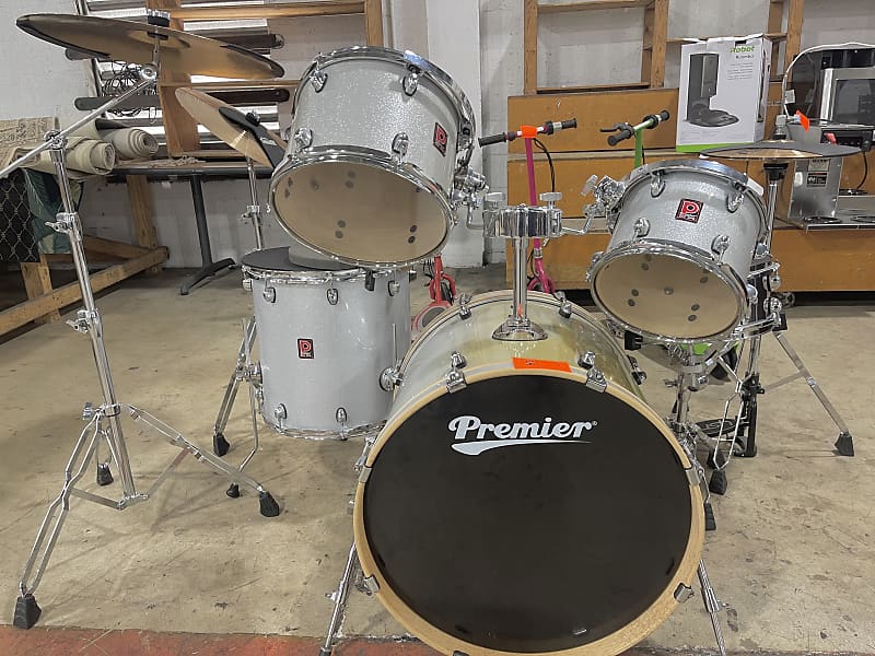 Premier APK - Pearl Drum Set & Roland R-70 Drum Machine | Reverb