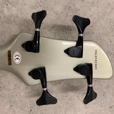 Fernandes Gravity 4-String Bass w/EMG Pickups | Reverb