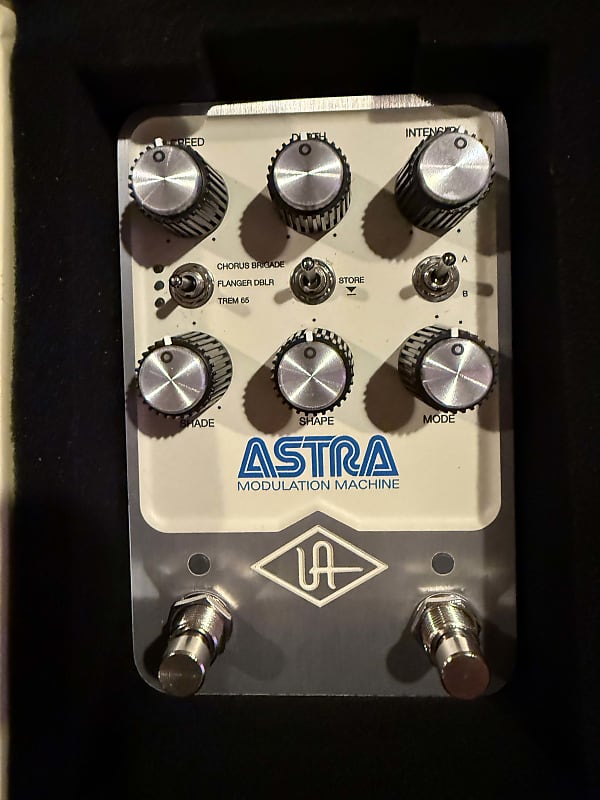Universal Audio Astra Modulation Machine 2021 - Present - | Reverb