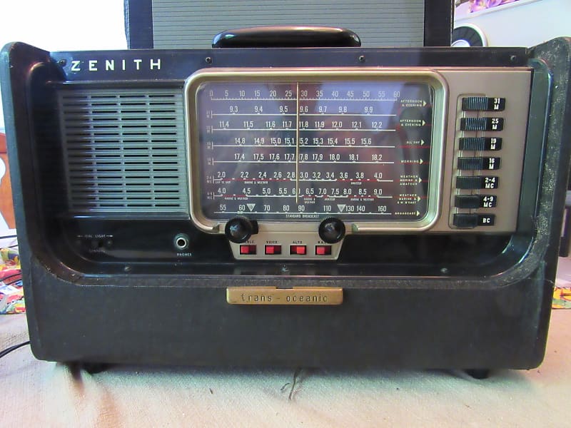Zenith H600 Transoceanic radio in very good condition with | Reverb