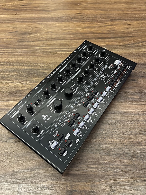 Abstrakt Instruments Avalon | Reverb