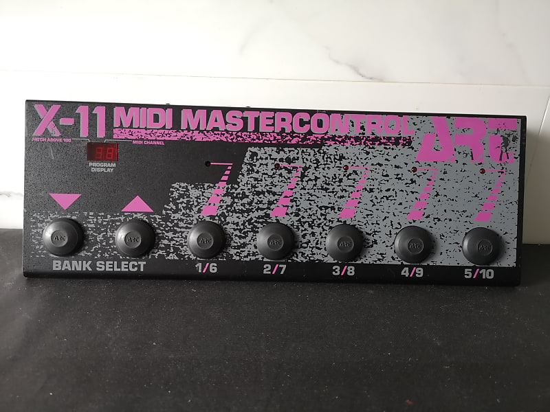 ART X-11 MIDI Master Control Pedal board | Reverb